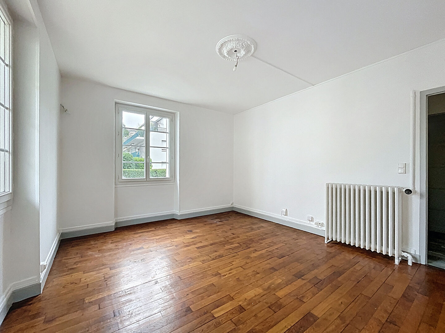 DIJON MONCHAPET - T3 rénové avec cave et chambre de bonne - DIJON